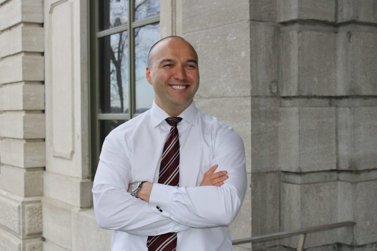 About Us – Super Sales Guys and Gals